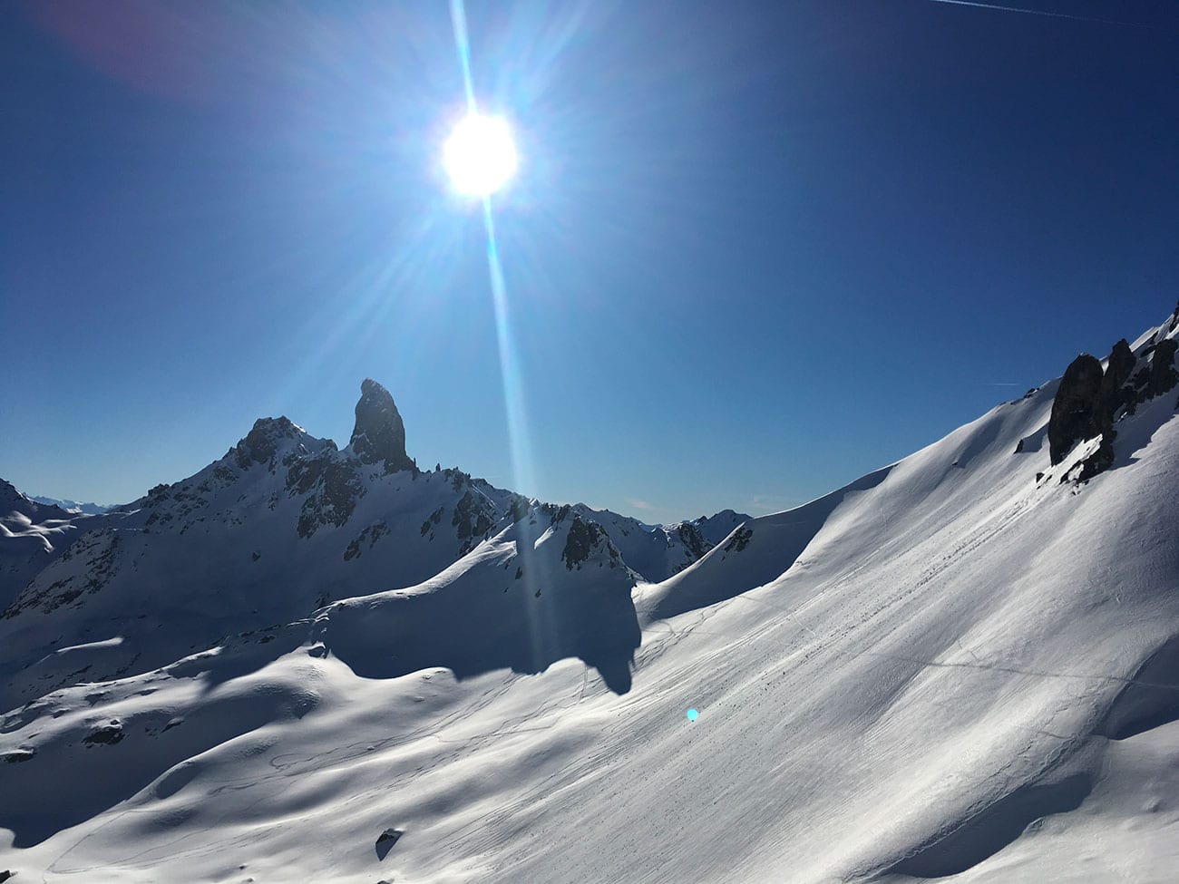 Tour de la Pierra Menta en ski de randonnée en 2 jours (Savoie)