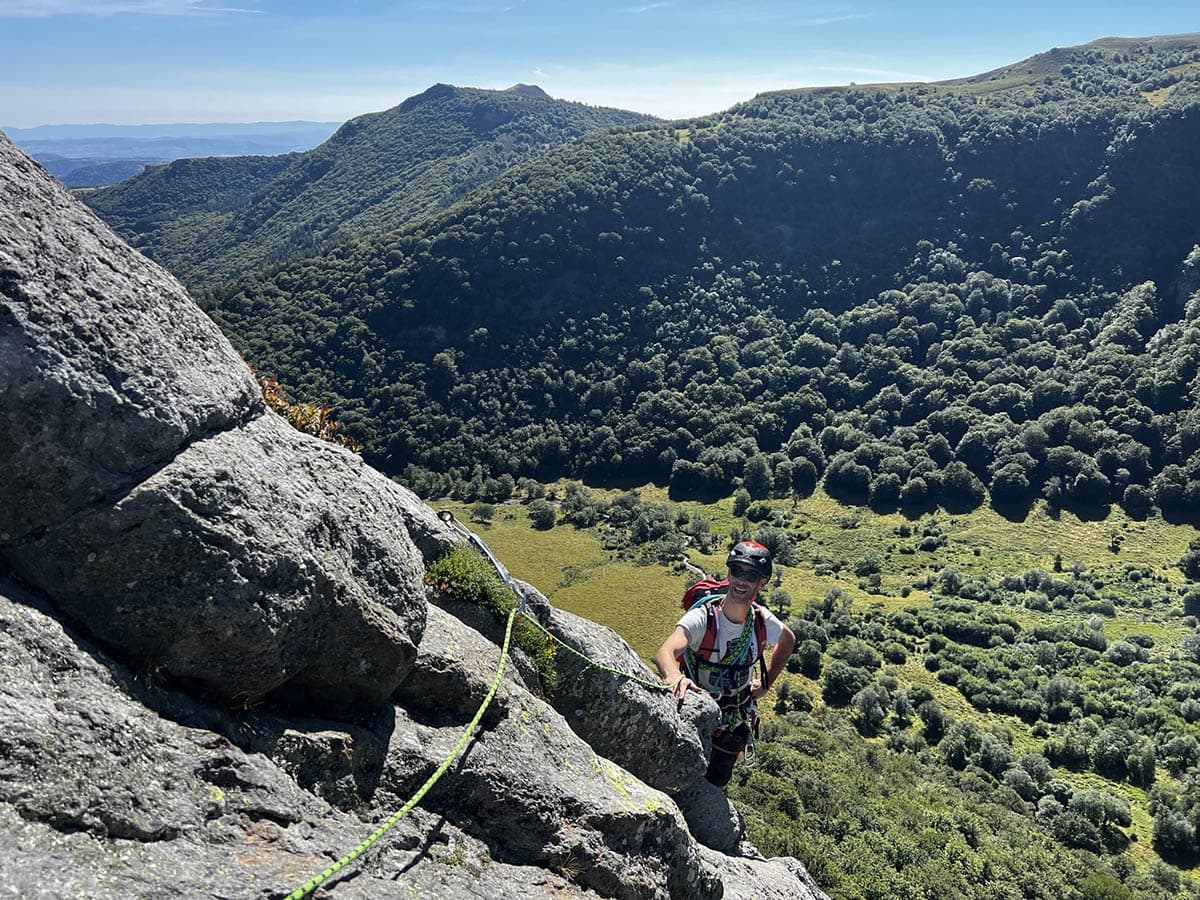 Crête de Coq, initiation à la course d’arête en alpinisme (Sancy)